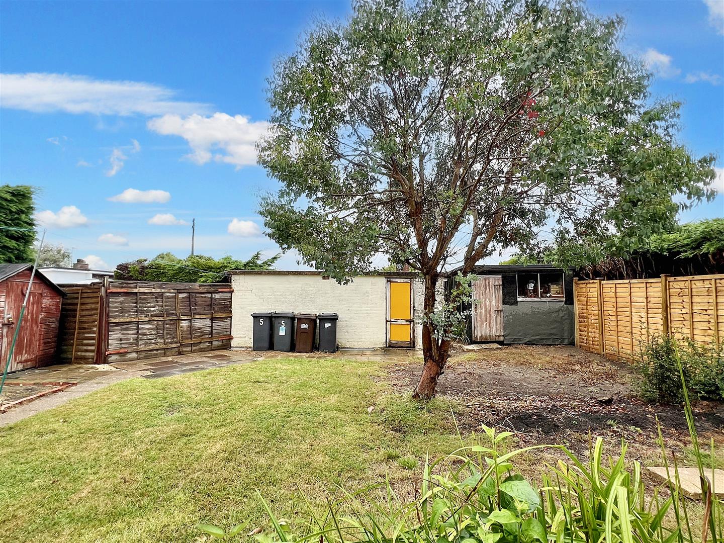 Property Details for The Square, Pevensey Bay, Pevensey - Town Property ...